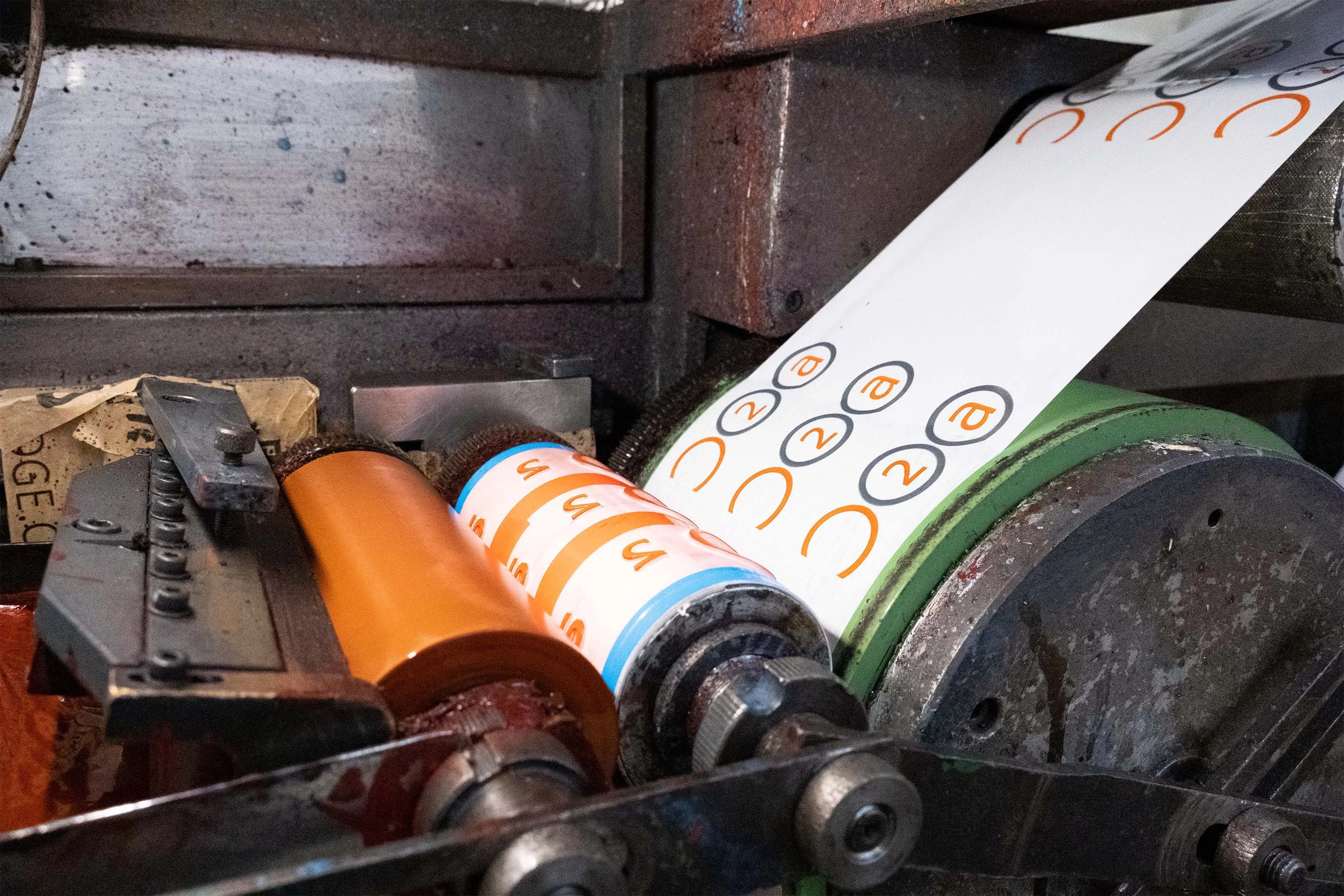 O2a Ibérica | Autoadesivos-Indústria automóvel e soluções de embalagem